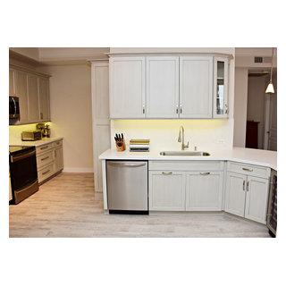 River Oaks High Rise-Houston - Transitional - Kitchen - Houston - by ...
