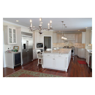 Roberts Kitchens - Traditional - Kitchen - New York - by User | Houzz