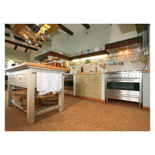 Roca - Rustic - Kitchen - Detroit - by Thomas Michael Interiors | Houzz