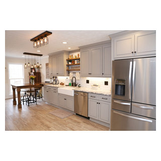 Roswell Farm House Kitchen - Farmhouse - Kitchen - Atlanta - by Ranney ...