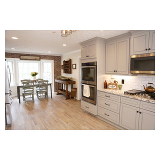 Roswell Farm House Kitchen - Country - Kitchen - Atlanta - by Ranney ...