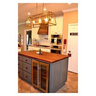 Round Rock Kitchen - Farmhouse - Kitchen - Austin - by Kinsey Interiors ...