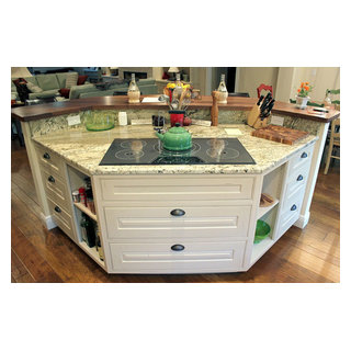 Rounded Island Countertop - Transitional - Kitchen - Tampa - by ...