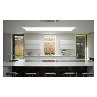 Roundhouse contemporary kitchens - Modern - Kitchen - London - by ...