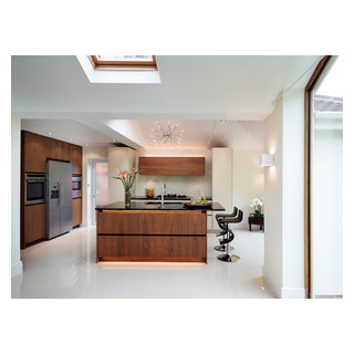 Roundhouse wood kitchens - Contemporary - Kitchen - London - by ...