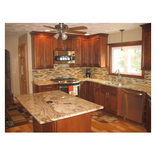 Rustic Alder Kitchen - Traditional - Kitchen - New York - by Design Tec ...