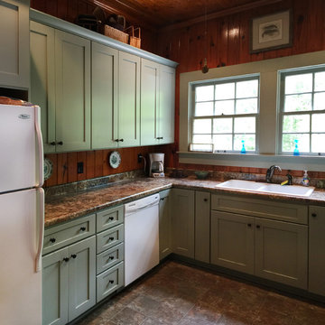 75 Small Rustic Kitchen Ideas You'll Love - March, 2022 | Houzz