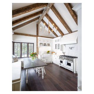 RUSTIC COTTAGE KITCHEN, OTTAWA - ASTRO DESIGN CENTRE - Farmhouse ...
