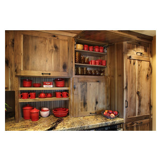 Rustic Farmstead/Hickory/Reclaimed Patina - Farmhouse - Kitchen ...