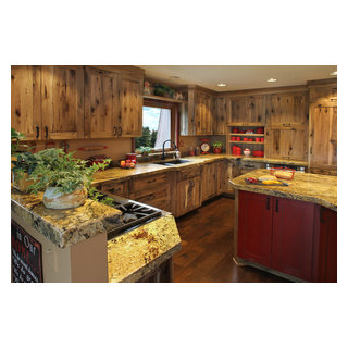 Rustic Farmstead/Hickory/Reclaimed Patina - Farmhouse - Kitchen ...