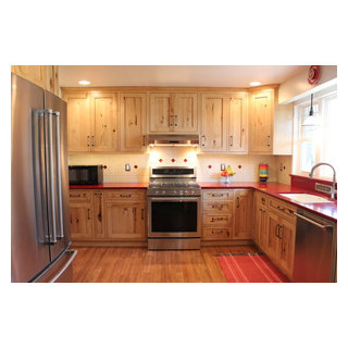 Rustic Knotty Maple Kitchen - Rustic - Kitchen - Philadelphia - by ...