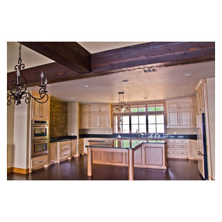 Rustic Lake House - Rustic - Kitchen - Austin - by Laura Culpepper, AIA ...