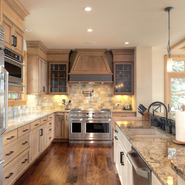 75 Beautiful Rustic Kitchen Pictures & Ideas | Houzz