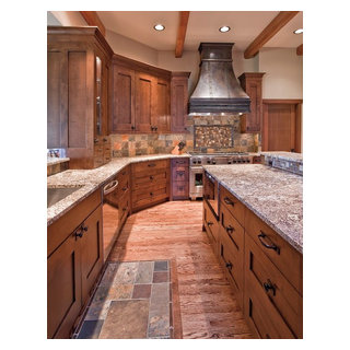 Rustic Retreat - Rustic - Kitchen - Seattle - by MacPherson ...