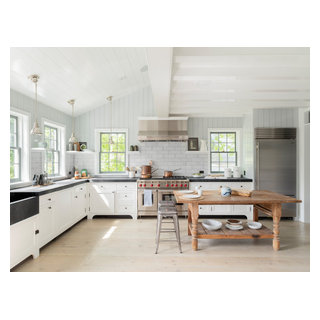 Sag Harbor - Beach Style - Kitchen - New York - by Interior Marketing ...