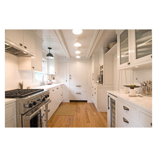 Sag Harbor Kitchen - Rustic - Kitchen - New York - by Hampton Design ...