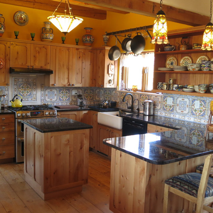 Santa Fe Style Kitchen Ideas - Photos & Ideas | Houzz