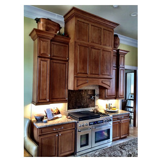 Schuler Kitchen Designs - Traditional - Kitchen - Other - by Kitchen ...
