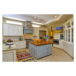 Scottsdale Arizona Desert Home - Traditional - Kitchen - Phoenix - by ...