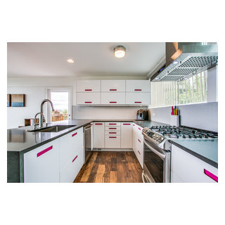 Seattle Kitchen, Bath and Great Room - Midcentury - Kitchen - Seattle ...