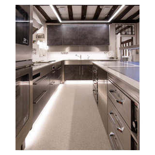 Semi professional kitchen - Contemporary - Kitchen - Cambridgeshire ...