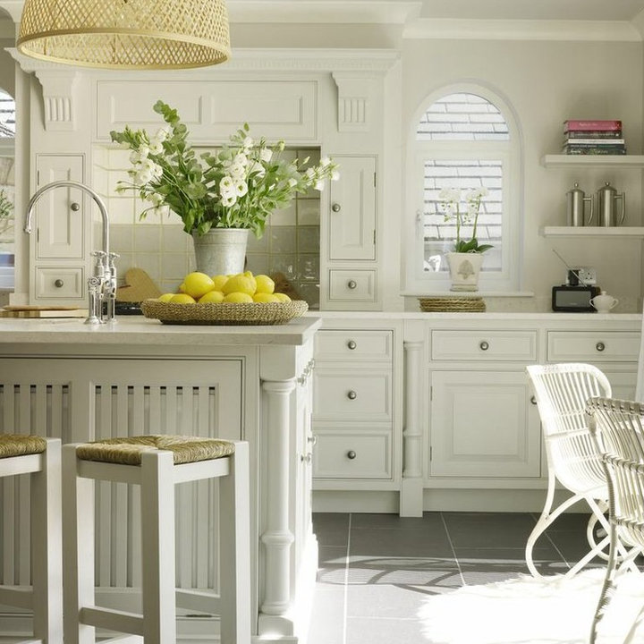 75 Shabby-Chic Style Kitchen Ideas You'll Love - March, 2025 | Houzz