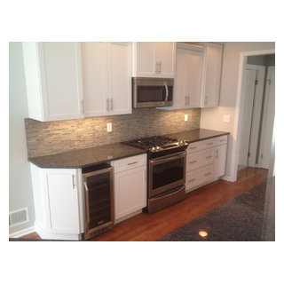 Shaker Kitchen in White Dove - Traditional - Kitchen - New York - by ...