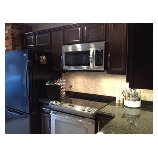 Shenandoah Breckenridge Cherry Java Kitchen - Traditional - Kitchen ...