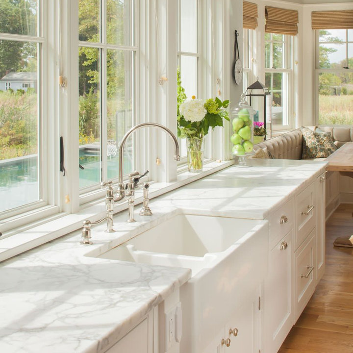 75 Kitchen with Window Backsplash Ideas You'll Love - April, 2025 | Houzz