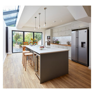 Side return extension - Traditional - Kitchen - Cardiff - by MOTIVO ...