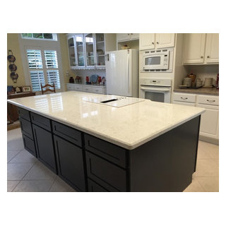 Silestone: Lusso Island and Sahara Blue Kitchen Countertops - Clásico ...