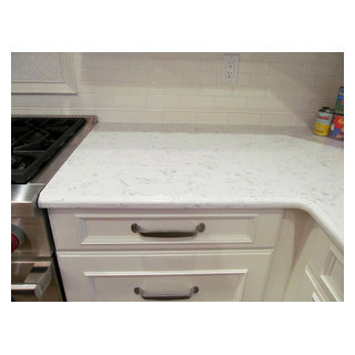 silestone lyra countertop - Traditional - Kitchen - New York | Houzz