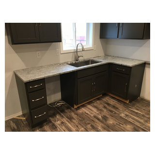 "Silver Cloud" Granite Countertops - Kitchen - Seattle - by Tops Solid ...