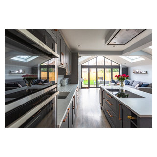 Single storey wraparound extension to Victorian mid terrace ...