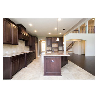 SL- 3915 Cliff Speria - Traditional - Kitchen - Houston - by J. Patrick ...