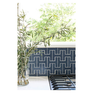 Slate Blue Chaine Homme Kitchen Backsplash - Modern - Kitchen - San ...