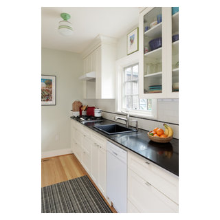 SMALL APPLIANCES - Transitional - Kitchen - Portland - by Molly J ...