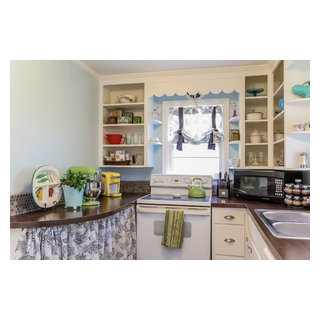 Small Cape Cod Remodel - Eclectic - Kitchen - Grand Rapids - by Truer ...