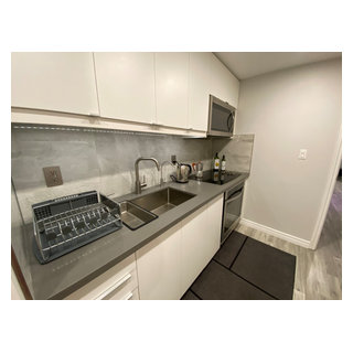 Small functional kitchen in Newmarket - Modern - Kitchen - Toronto - by ...