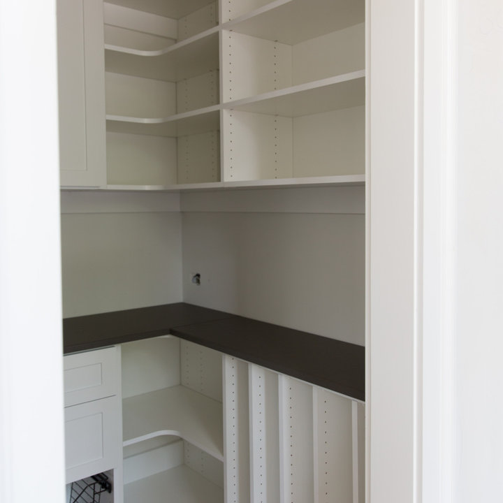 Small Pantry - Photos & Ideas | Houzz