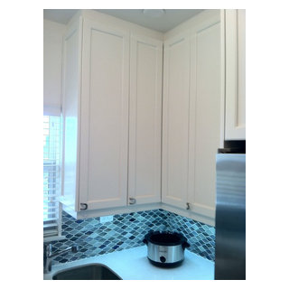 Small shaker kitchen - Contemporary - Kitchen - Miami - by Morantz ...