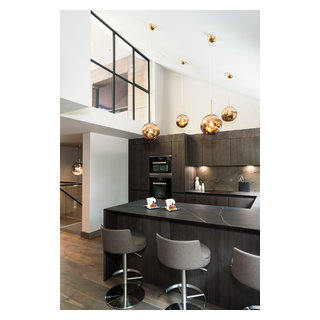 Small U Shape Kitchen - Kensington, London - Contemporary - Kitchen ...
