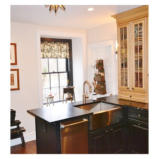 Small West Chester Kitchen w Lots of Charm - Modern - Kitchen ...
