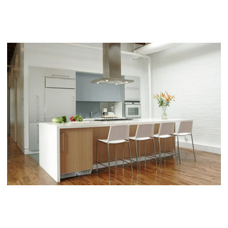 SoHo Loft - Kitchen - New York - by BLYTHE DESIGN STUDIO | Houzz