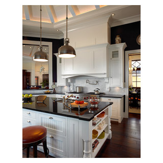 Sophisticated Key West Style - Traditional - Kitchen - Miami - by Pinto ...