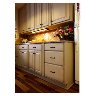 Southern style Kitchen Remodel - after - Traditional - Kitchen ...