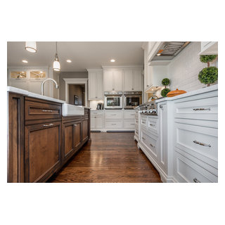 Stately Living - Traditional - Kitchen - Chicago - by Coyle ...