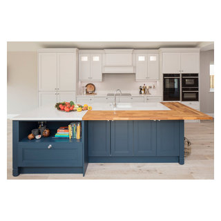 Stepaside Lane - Transitional - Kitchen - Dublin - by Lisa Maher Design ...