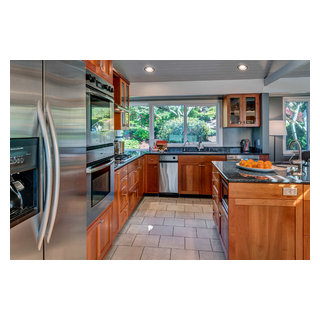 Stunning Bellevue Rambler - Modern - Kitchen - Seattle - by Seattle ...