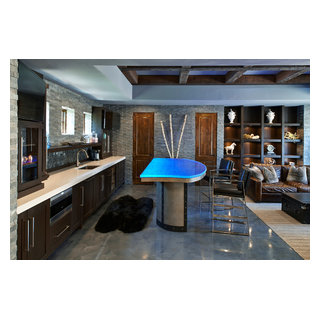 Stunning Raised Bar - Industrial - Kitchen - Montreal - by ThinkGlass ...